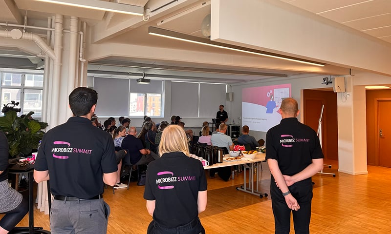 Ledige stillinger og vores dygtige team | Om Microbizz